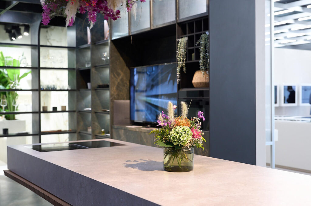 Outdoor Spaces That Shine | Valueline